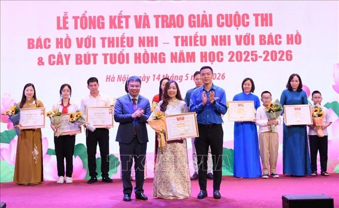 Trao giải cuộc thi "Bác Hồ với thiếu nhi – Thiếu nhi với Bác Hồ" và ...