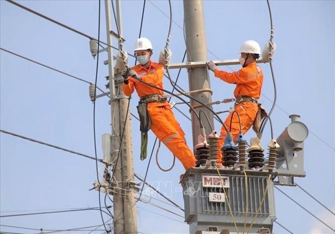 Điện lực miền Trung bảo đảm cung ứng điện ổn định trong cao điểm nắng ...