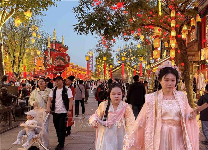 Trung Quốc: Phố cổ Hà Đầu - điểm du lịch không thể bỏ qua khi đến Hà ...