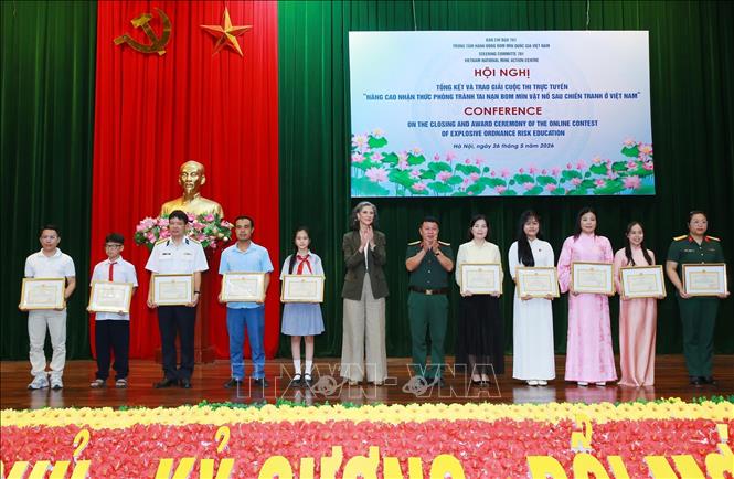 UXO awareness contest draws 1.8 million participants nationwide - VNA ...