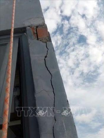 TP. Hồ Chí Minh: Xuất hiện thêm nứt gãy tại tầng 16, chung cư Lapen ...