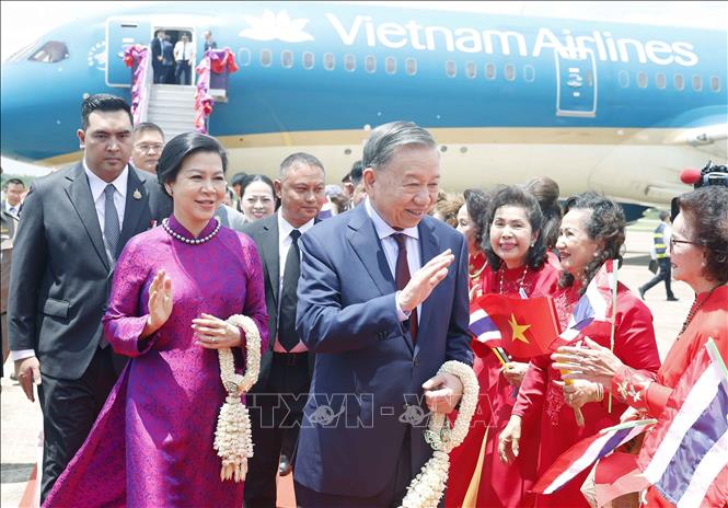 Top leader arrives in Udon Thani, beginning official visit to Thailand ...