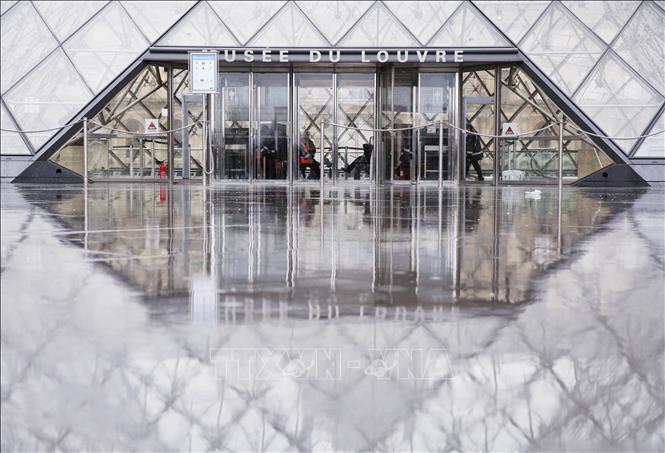 Vụ trộm chấn động tại bảo tàng Louvre được dựng thành phim - Ảnh thời ...