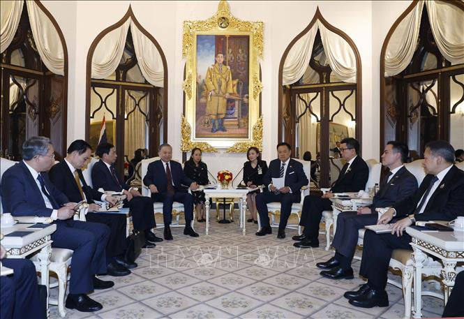 Top leader hold talks with Prime Minister of Thailand - VNA Photos ...