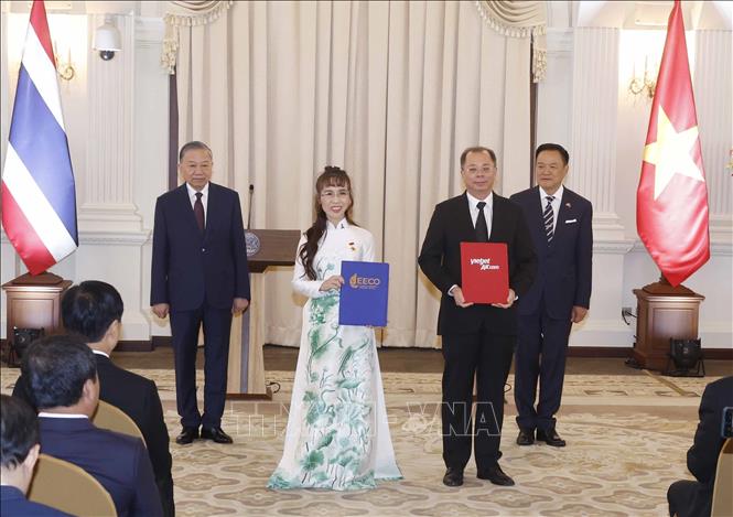Vietnamese, Thai leaders witness exchange of cooperation agreements ...