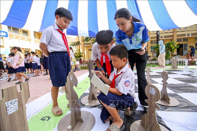 Giáo dục STEM “đánh thức” tư duy khoa học trong học sinh Tây Ninh - Ảnh ...