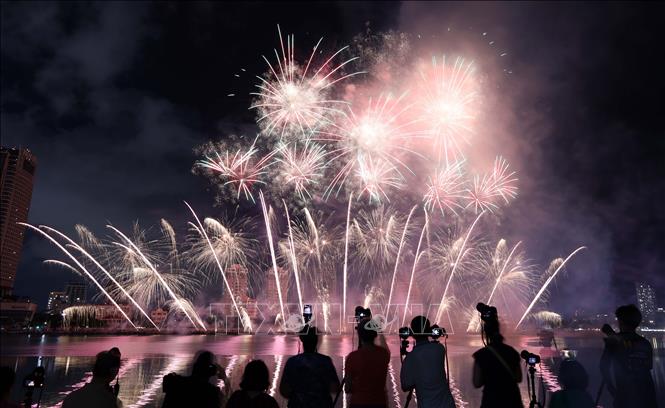 Da Nang International Firework Festival 2026 kicks off - VNA Photos ...
