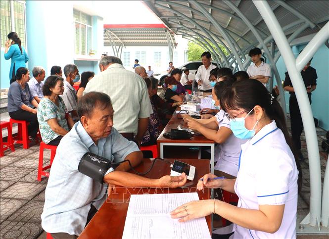 Vĩnh Long: Phát động Chiến dịch khám sức khỏe định kỳ và khám sàng lọc ...