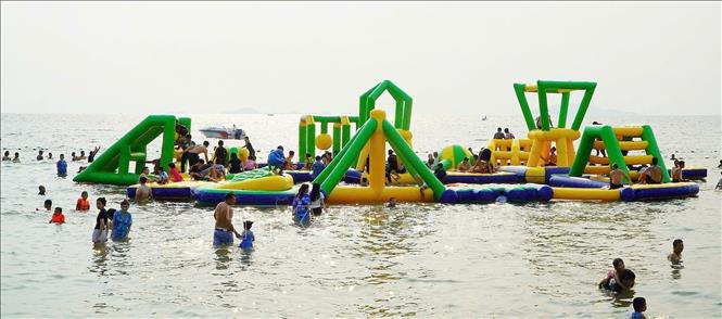 An Giang welcomes over 13.3 million tourists in first 5 months - VNA ...
