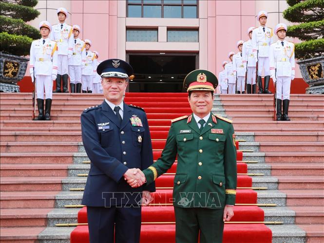 Vietnam, Japan step up defence cooperation - VNA Photos - Vietnam News ...