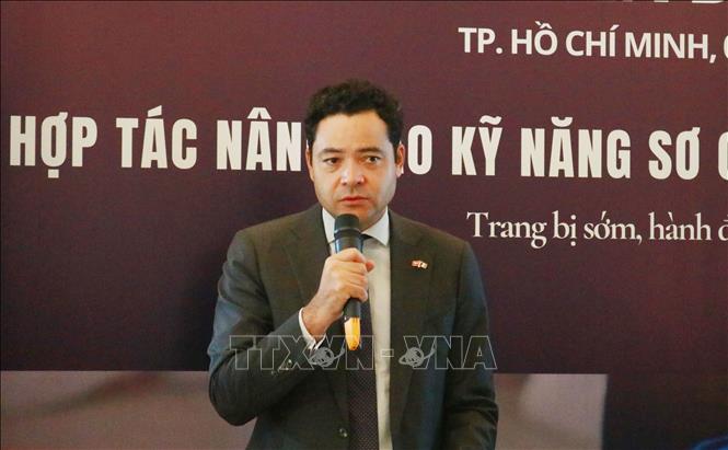 Vietnam, France cooperate to build community first-aid network - VNA ...