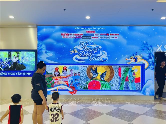 Hà Nội: “Kỳ mộng dân gian” tạo “Sân khấu số” kể chuyện cổ tích Việt Nam ...