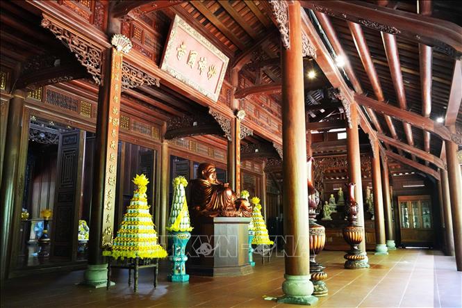 Dieu De Pagoda - discover Nguyen dynasty’s national pagoda in Hue - VNA ...