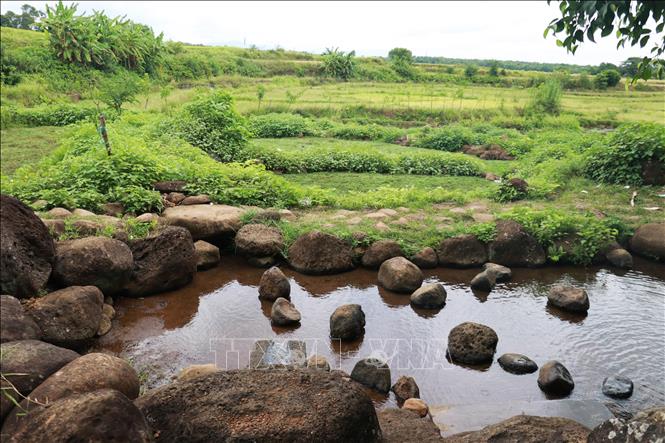 Quang Tri preserves thousand-year-old water well system - VNA Photos ...