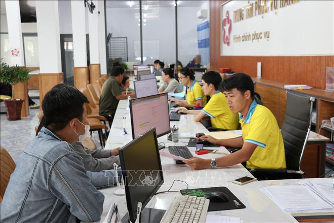 Chính quyền địa phương 2 cấp ở tỉnh Đồng Tháp hướng đến người dân làm ...