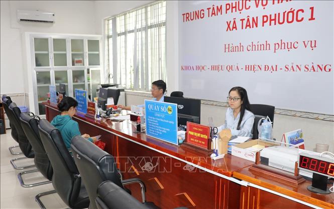 Chính quyền địa phương 2 cấp ở tỉnh Đồng Tháp hướng đến người dân làm ...