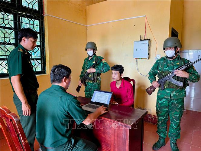 Cần Thơ bắt đối tượng tàng trữ trái phép chất ma túy Methamphetamine ...