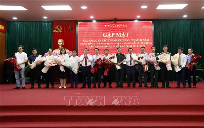 Sơn La trao giải báo chí Suối Reo năm 2025-2026 - Ảnh thời sự trong ...